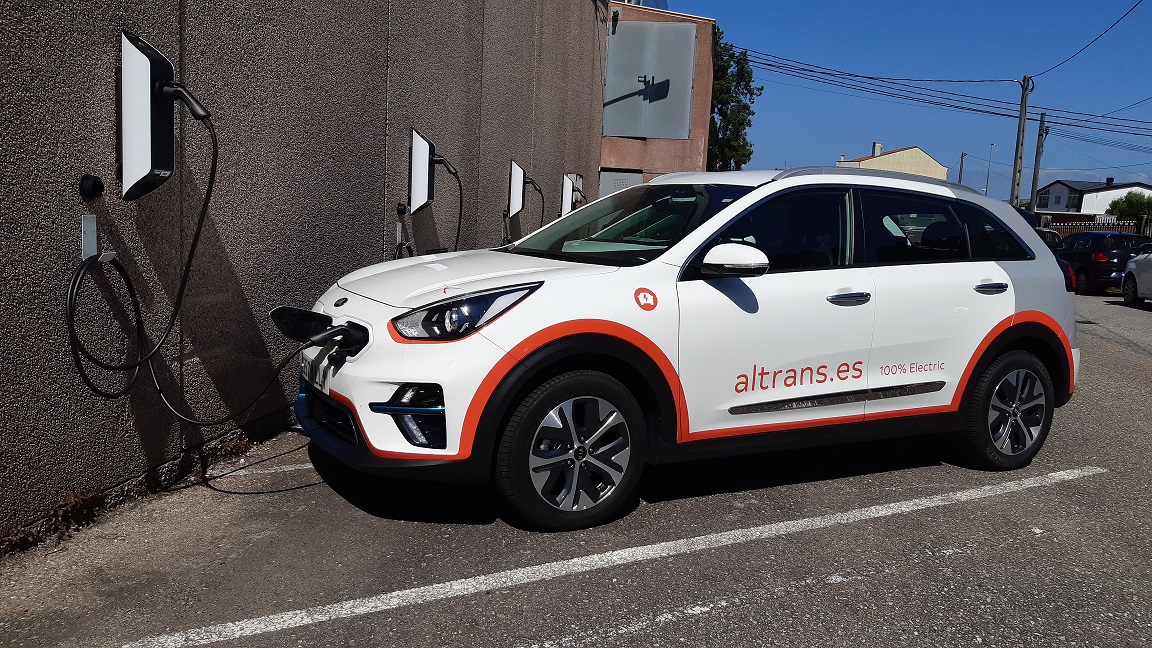 Instalación de 4 puntos de recarga para VE en ALTRANS - Altrans